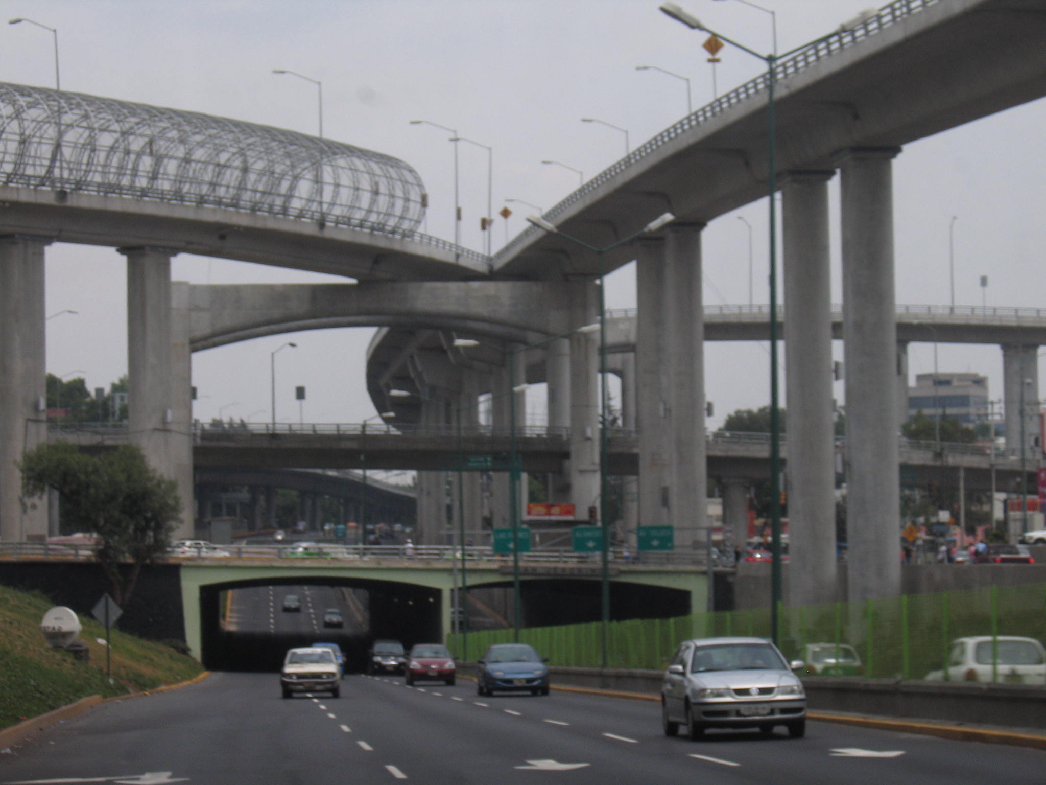 OHL buscó comprar el segundo piso del periférico: AMLO • Marco Antonio ...